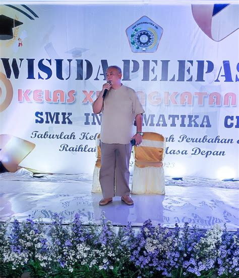 Smk Informatika Cbi Lepas Siswa Siswi Angkatan Vii Begini Pesan Kepsek
