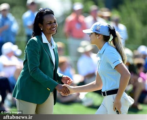 مهارت های ورزشی کاندولیزا رایس به عنوان نخستین زن عضو یک باشگاه گلفتصاویر