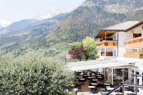 Hotel Paradies Dorf Tirol Meran Und Umgebung Südtirol Hotel
