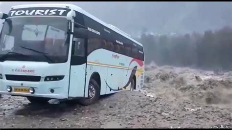 Bus Gets Taken By Massive Flood Youtube