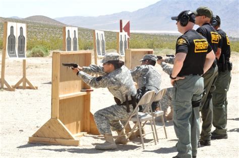 Ntc Military Police Company Trains With Socal Law Enforcement Article