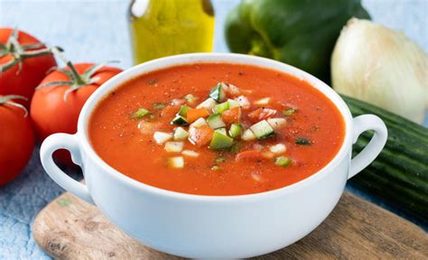 Aprenda a fazer gaspacho a sopa fria do verão I Tenda Atacado