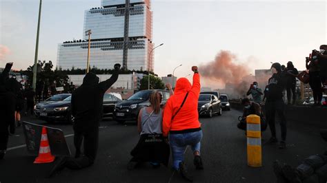 George Floyd Death Tear Gas Fired As Thousands Attend Banned Protest