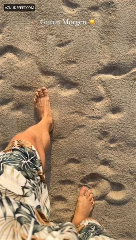 Max Felder Feet Aznudefeet Men