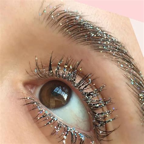 Glitter Mascara Trending On TikTok