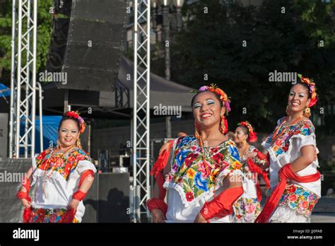 The Calpulli Mexican Dance Co Performing In Battery Park City July 15