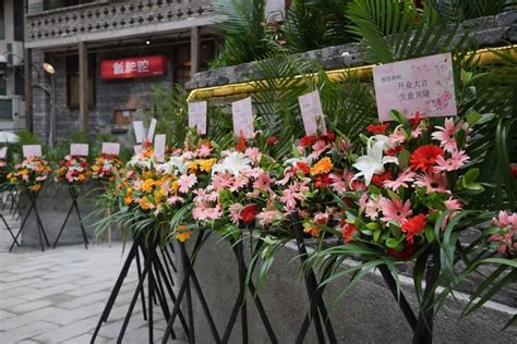 解放碑下一个网红景点！重庆老饭馆“饭粑跎”回来了 搜狐大视野 搜狐新闻