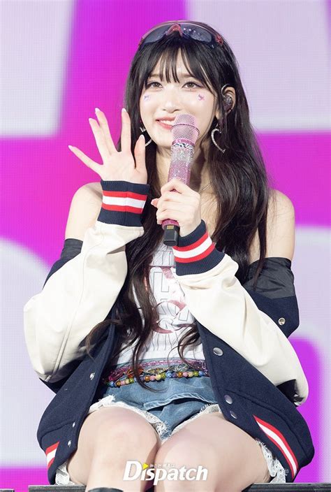 볼살이 포동포동한 고양이상 여자친구 연예인잡담 에펨코리아