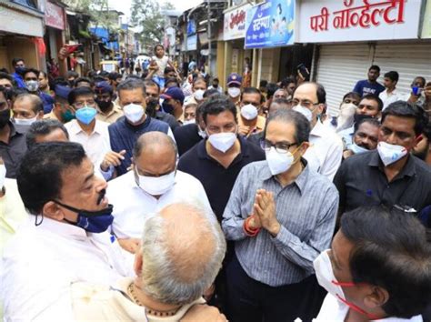 Maha Monsoon Fury 113 Dead 100 Missing Cm Visits Rain Battered