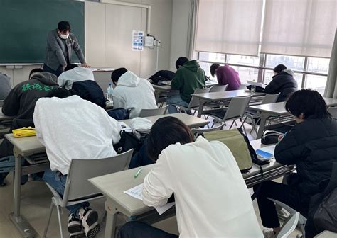 この時期の柔道整復学科。｜ブログ｜柔道整復学科｜履正社国際医療スポーツ専門学校｜医療国家免許×スポーツ指導資格×トレーナー資格×外国語の学び