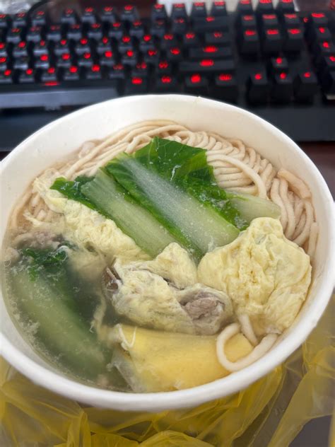 我就是一個這麽單純的人，早餐吃意麵，中午也吃意麵