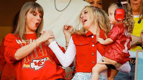 Brittany Mahomes Shuts Down Losers Who Hate On Taylor Swift Let