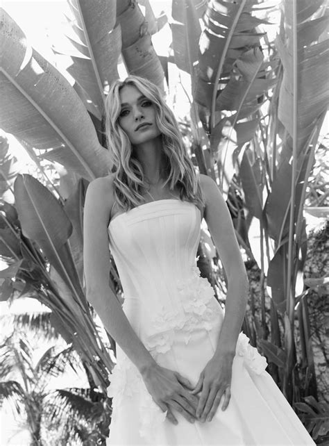 Leah Da Gloria Ryda Wedding Dress Bridal Reflections