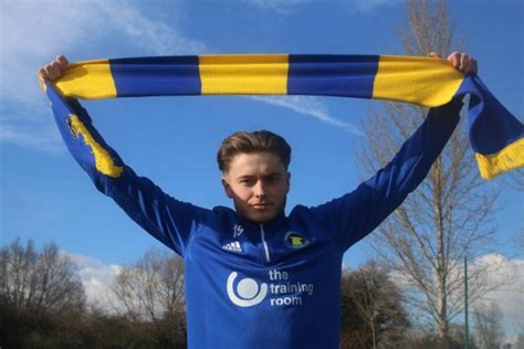 Transfer Moors Sign Stevens From Banbury The Solihull Observer