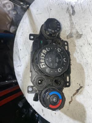 FORD FİESTA KALORİFER KLİMA KONTROL PANELİ Çıkma Yedek Parça Fiyatları otoçıkma da