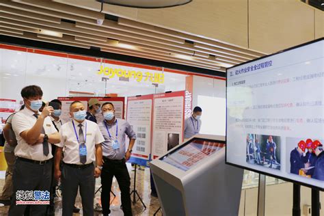 北京市大型商业综合体消防安全标准化创建现场会在丰台区隆重召开工作