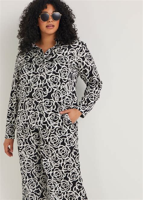 Papaya Curve Monochrome Floral Satin Shirt Matalan