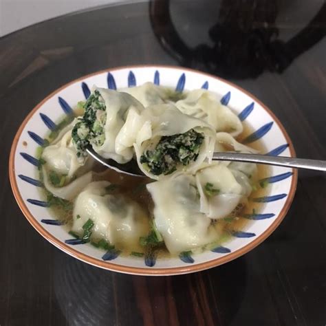 【鲜肉荠菜大馄饨的做法步骤图，怎么做好吃】云朵小厨下厨房