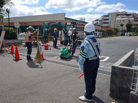 2021年8月 横浜市旭区四季美台 駐車場内舗装補修工事に伴う交通誘導警備業務