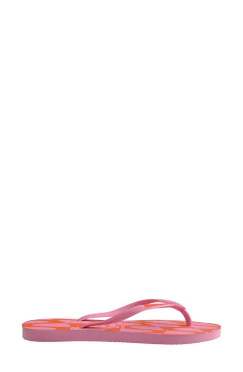 havaianas distorted wave flip flop in pink lemonade modesens