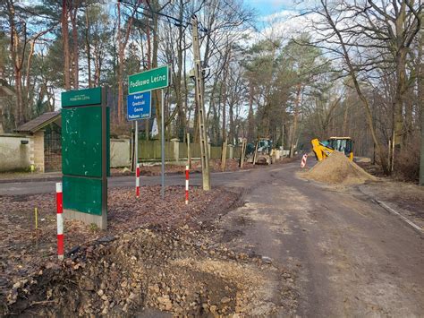 Podkowa Leśna remontuje kolejne drogi