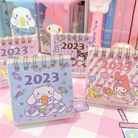 卡通三麗鷗肉桂日曆 My Melody 迷你桌面日曆 Kuromi Ins 風格立式台歷學生記錄 2023 年新年日曆 蝦皮購物