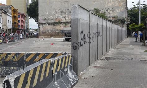 Prefeitura De São Paulo Nega Que Muro Confine Pessoas Na Cracolândia