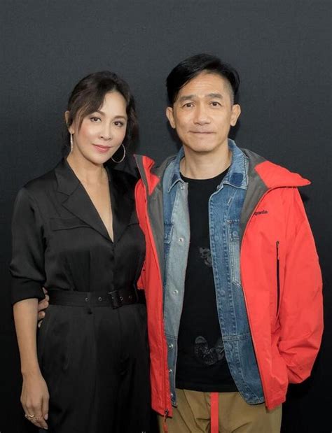 梁朝偉輕摟劉嘉玲合影 夫妻罕見同台秀恩愛 每日頭條