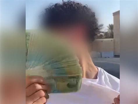 Ministry Officials Arrest Two For Insulting Qatari Currency The