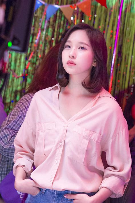 180417 Twice Starcast What Is Love Mv Behind Kpopping