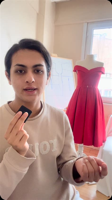 ‎مهدی داودی آموزش خیاطیمزون‎ ‎برای قد ۱۰۰ یا بیشتر باید عرض پارچه