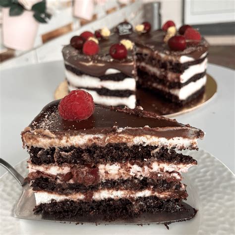 Веган шоколадова торта Приказка гр Пловдив Just Cakes