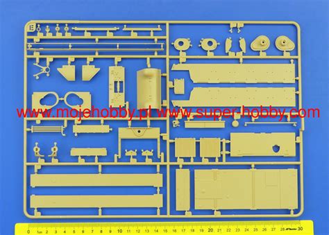 M4A3 76W HVSS Early Type Thunderbolt VII Rye Field Model RM 5092