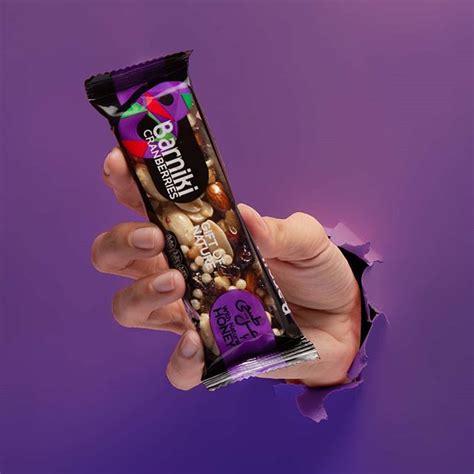 نات بار های بارنیکی با عسل طبیعی و غنی شده با فیبر هر میان وعده یکی