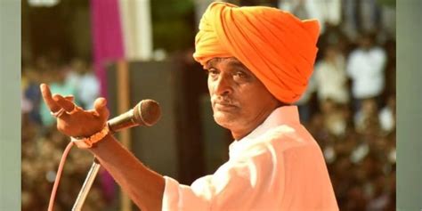 इंदुरीकर महाराजांवर गावकरी संतापले गुन्हा दाखल करण्याची होतेय मागणी