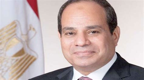 الرئيس السيسي يتفقد هيئة قناة السويس بالإسماعيلية