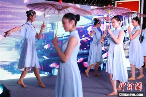 “梅赞金陵—2020南京梅花戏剧展演季”启幕