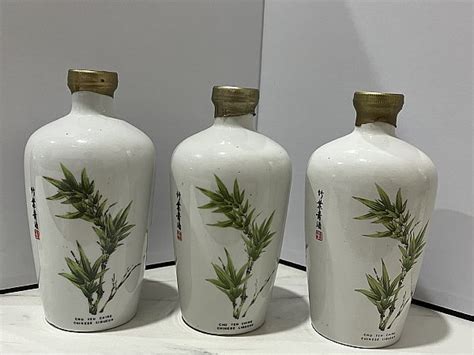 公賣局蝙蝠瓶 P9 tw 品酒網 各式威士忌推薦葡萄酒紅酒高粱酒白蘭地調酒您買酒喝酒的最佳夥伴