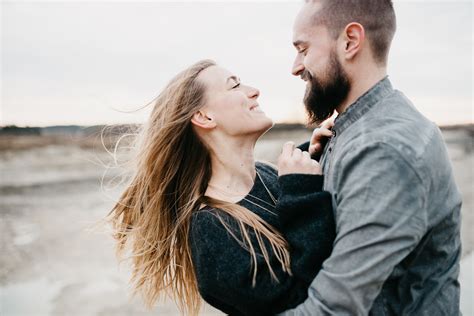 Amelie And David Verlobungsfotos Im Steinbruch ~ Leonie Cappello