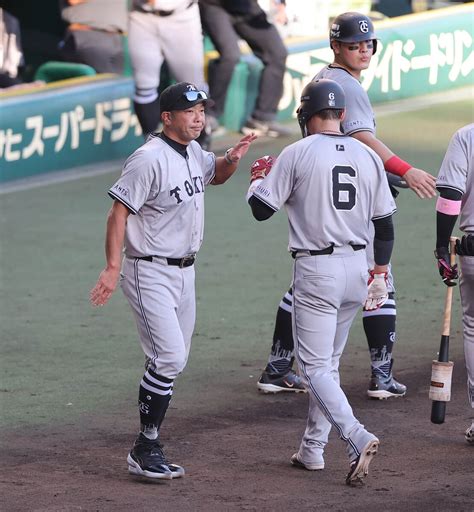巨人が阪神戦初の1ー0返し！ギリギリ采配に阿部監督「腰が」「ギックリ」震える声で会見 有言実行の「五分」 スポーツ報知