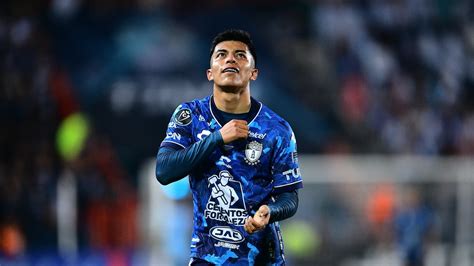 Emilio Rodríguez En El Nombre De Vela Y Orbelín