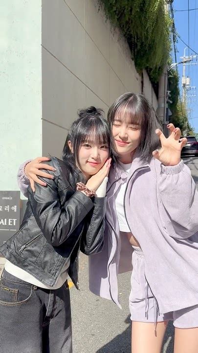 윤 님도 함께 네모네모 Sign〰💟 최예나 예나 Yena Stayc 스테이씨 Yoon 네모네모 네모네모