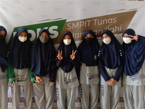 Smpit Tunas Harapan Ilahi