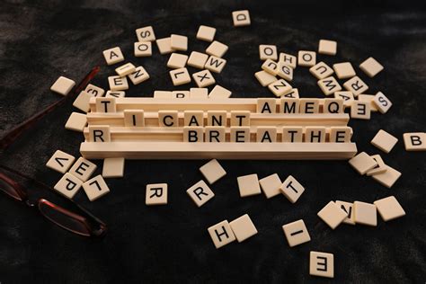 Python Dictionary の Keyerror に Keys 一覧を表示させる