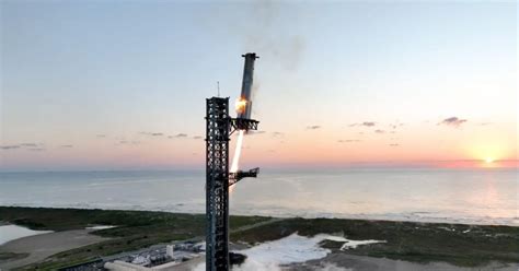 Spacexs Mechazilla Arms Make History Catch Rocket Booster