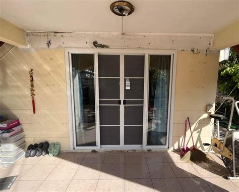 กระจกบูม รับผลิตและติดตั้ง ประตูหน้าต่าง กระจก อลูมิเนียม บ้าน อาคาร