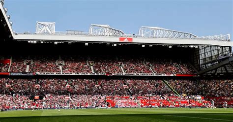 The Down To Earth Manchester United Legend Who Is There At Every Single