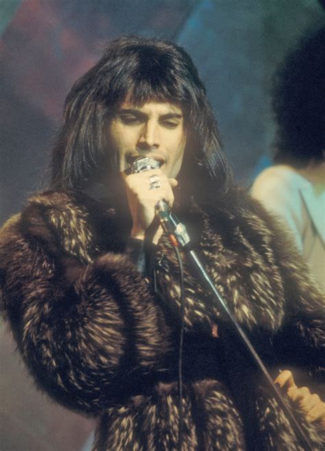 Freddie Mercury Outfits