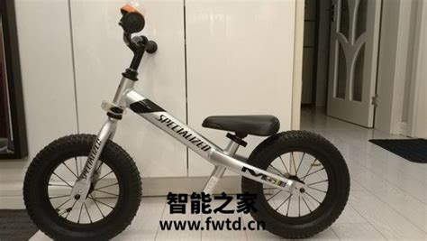 迪卡侬滑步车是哪国的牌子哪个好，迪卡侬儿童平衡车使用体验智能之家