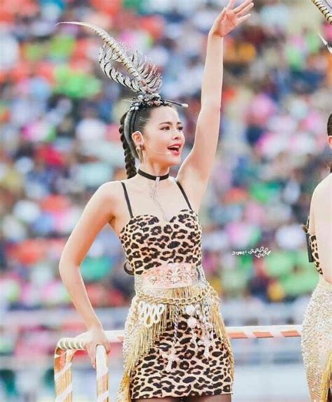 Sexy Princess Urassaya Sperbund 😘😘 😍😍👍🏻markyaya Mayatics My
